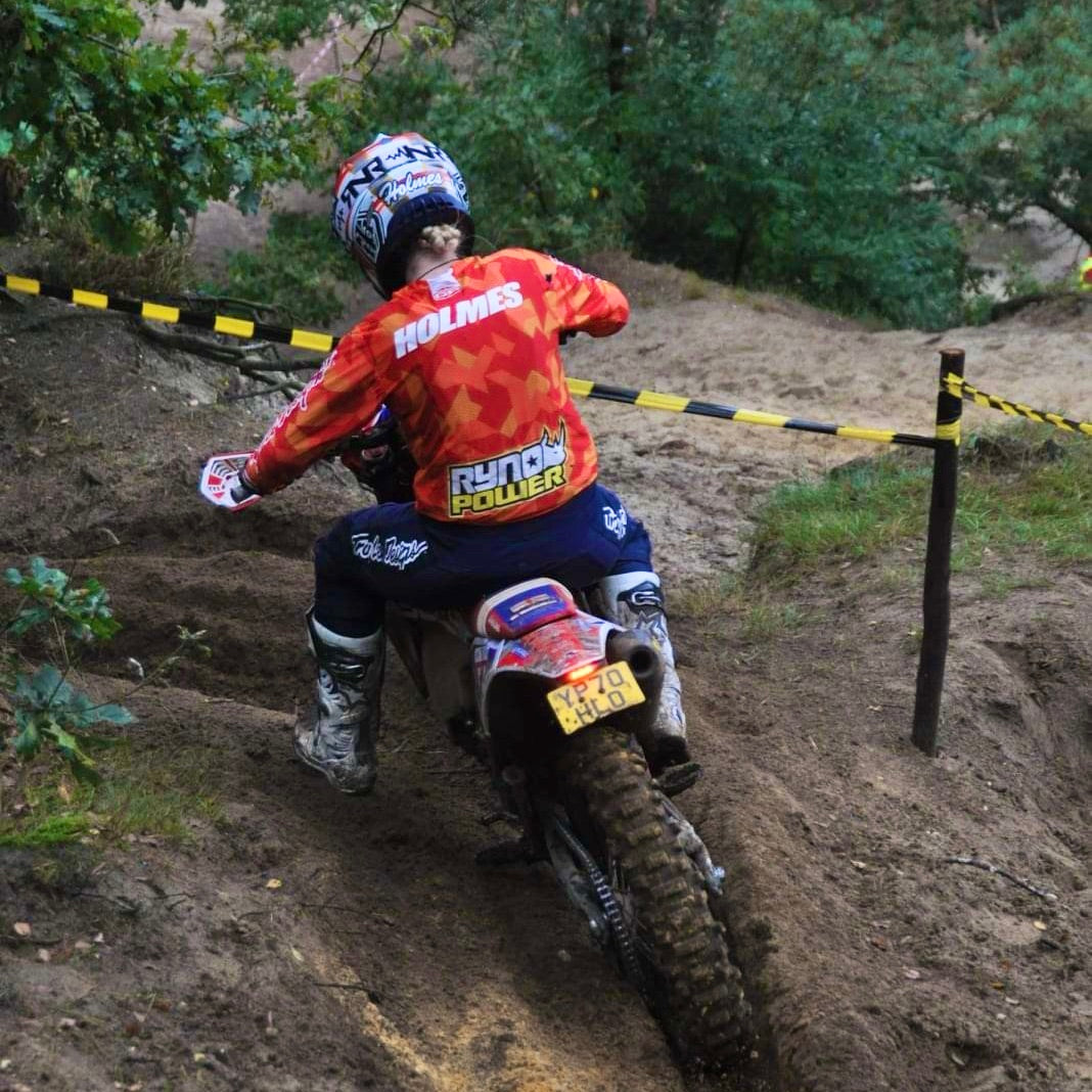 Nieve Holmes - 2022 SEASON ROUND UP – Flexi Plates Uk